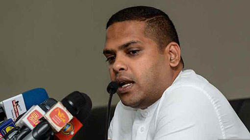 Harin appears before the Bribery Commission - Sri Lanka News